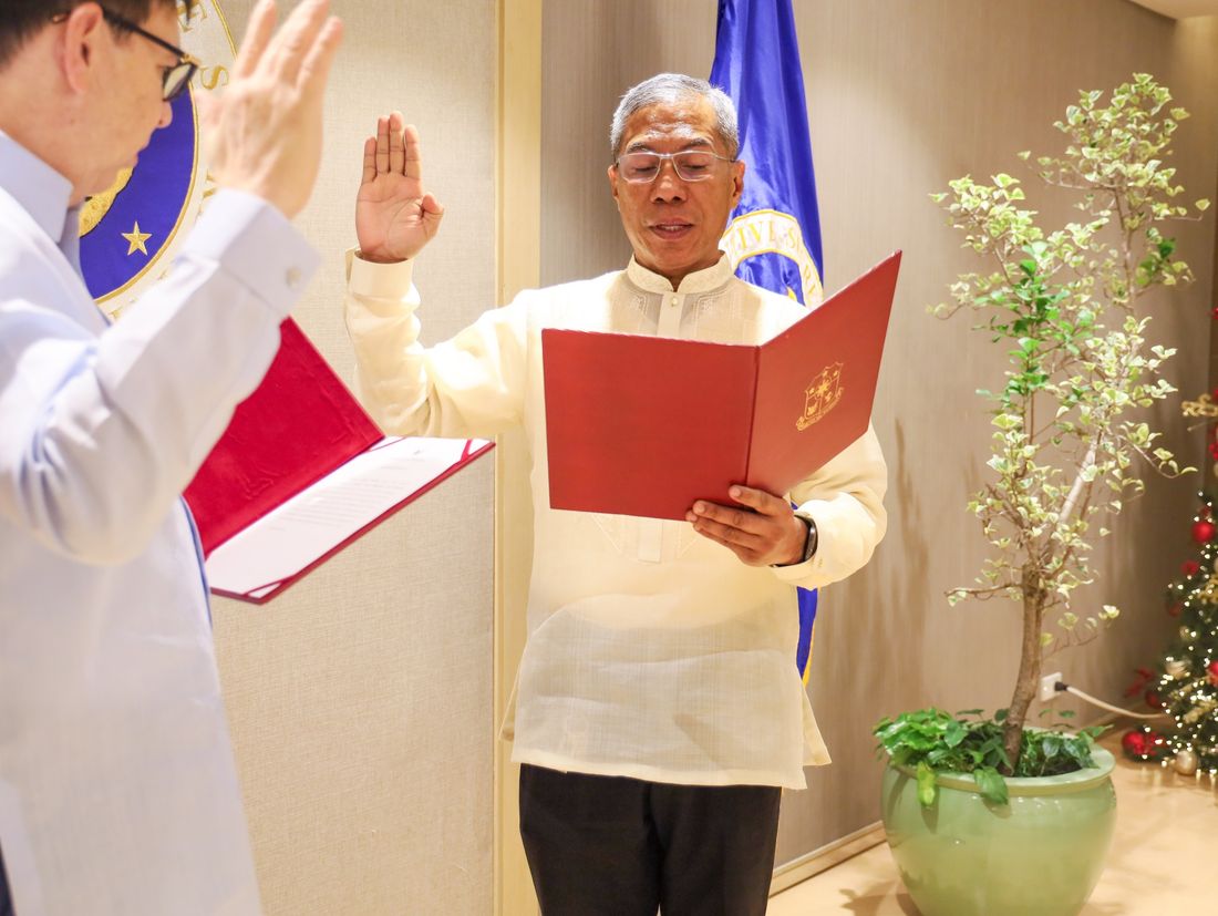 Torre takes oath as MMDA general manager