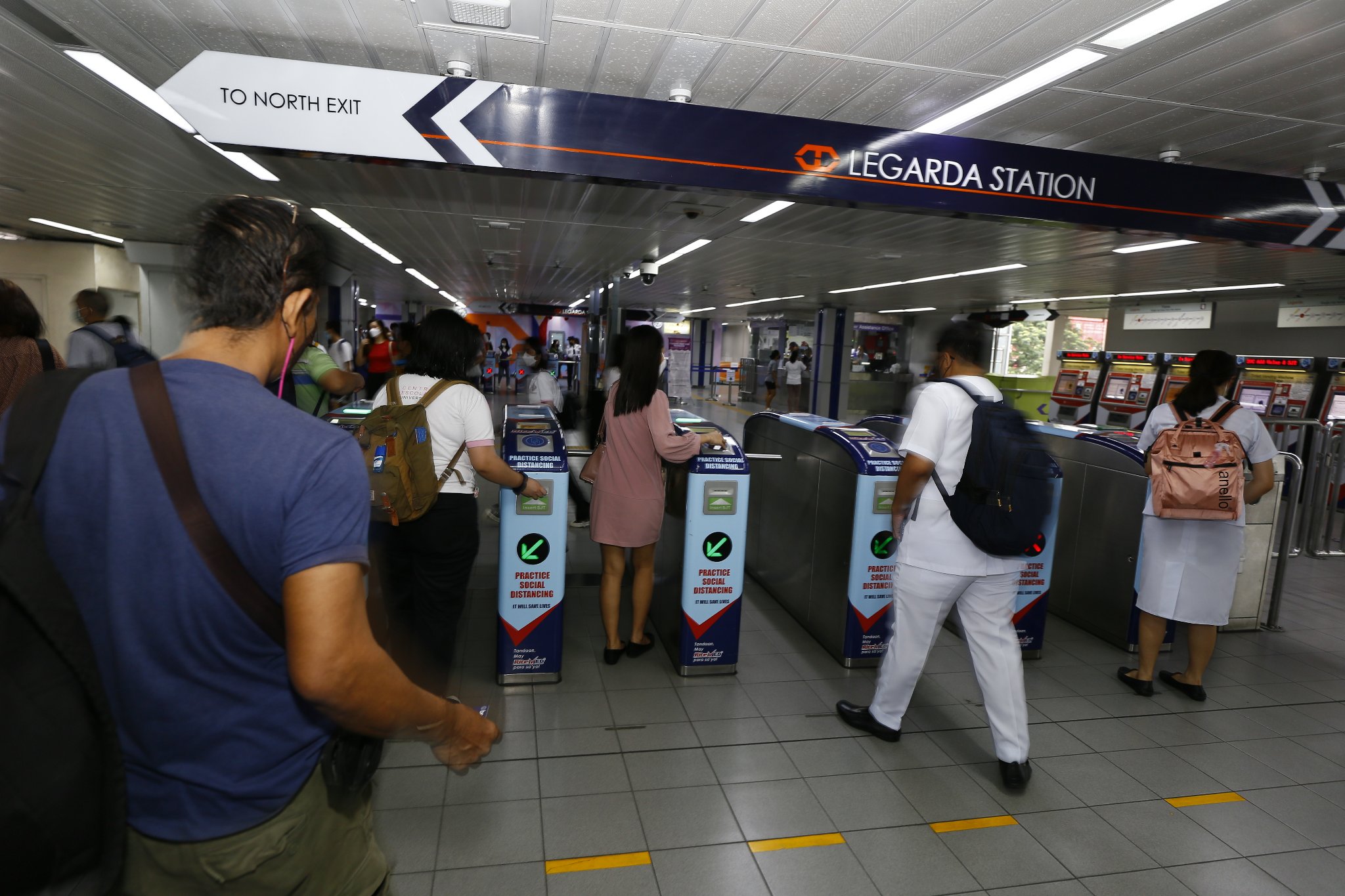 PNR, LRT-2 implement adjusted operating hours for Dec. 31, Jan. 1
