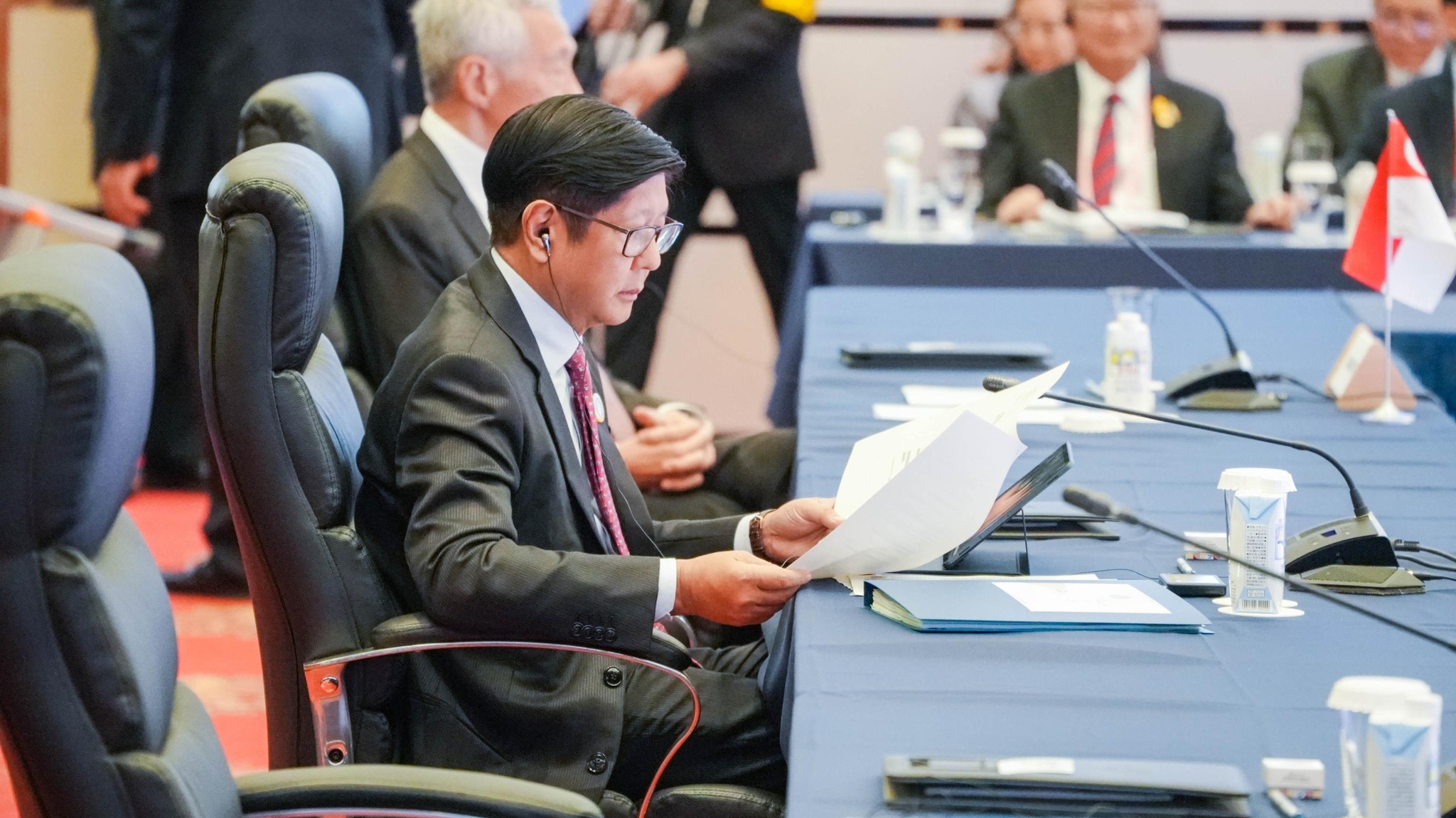 marcos endorses economic cha-cha