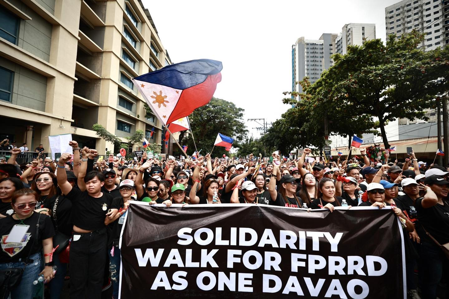Mass protests erupt: 61 pro-Duterte rallies staged in PH, 7 other ...