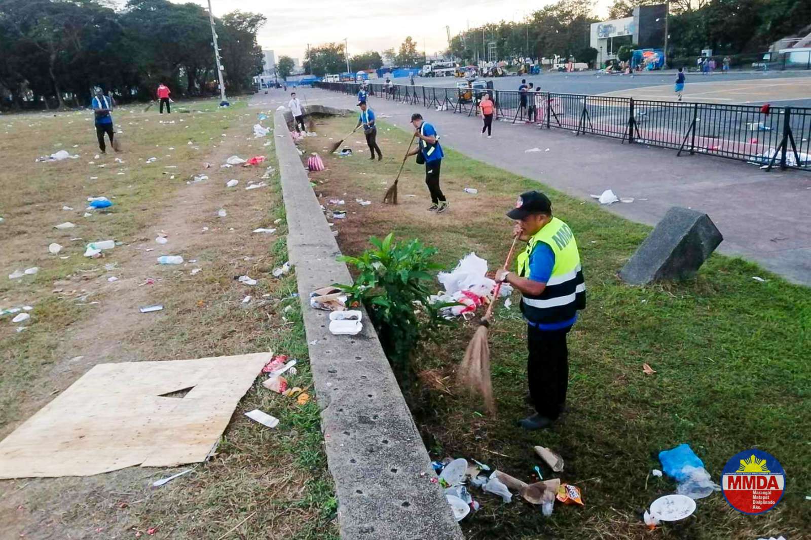 MMDA reminds Filipinos on proper garbage disposal