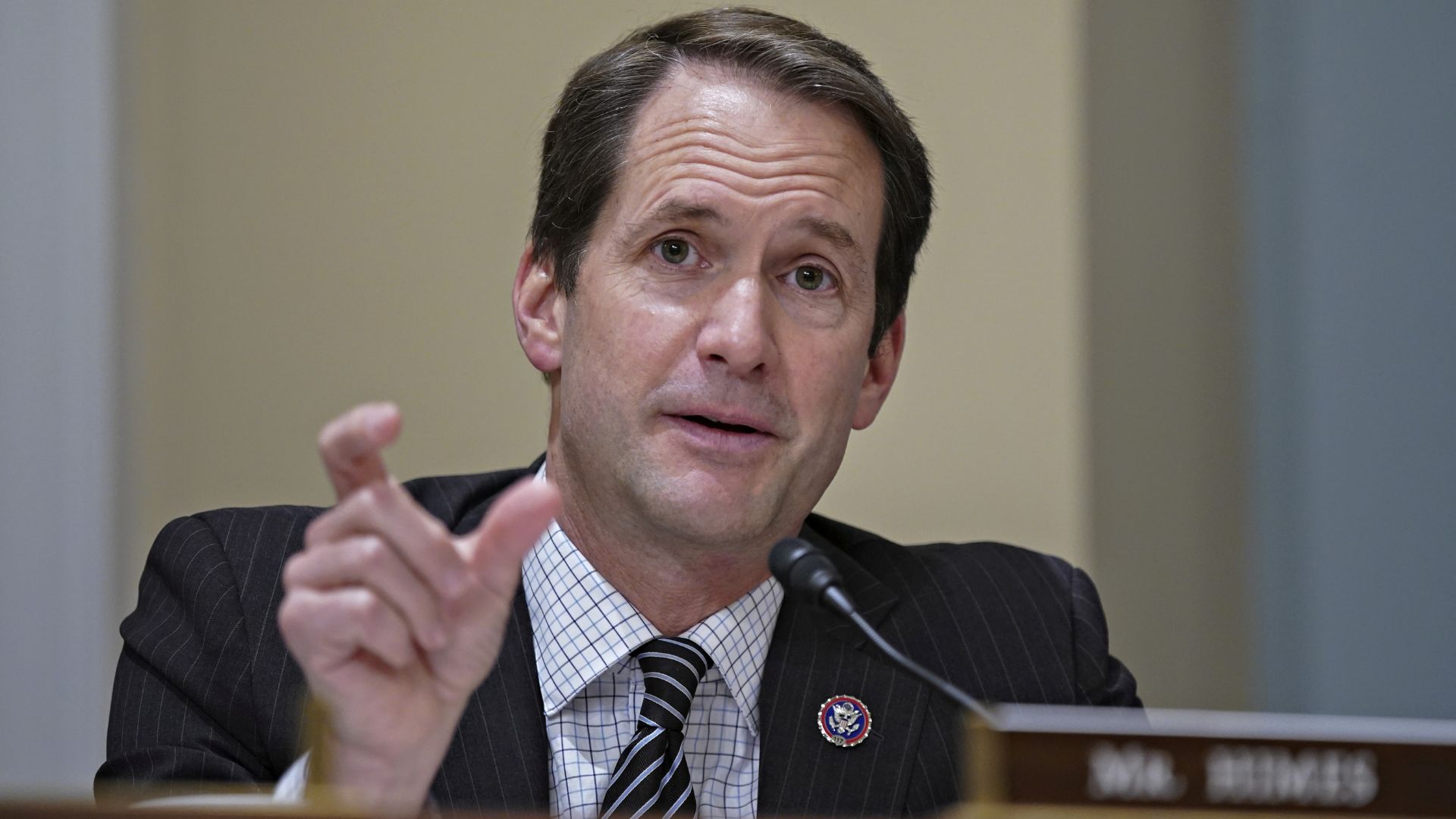 Senior US Republican wants probe into Signal chat on Houthi attack